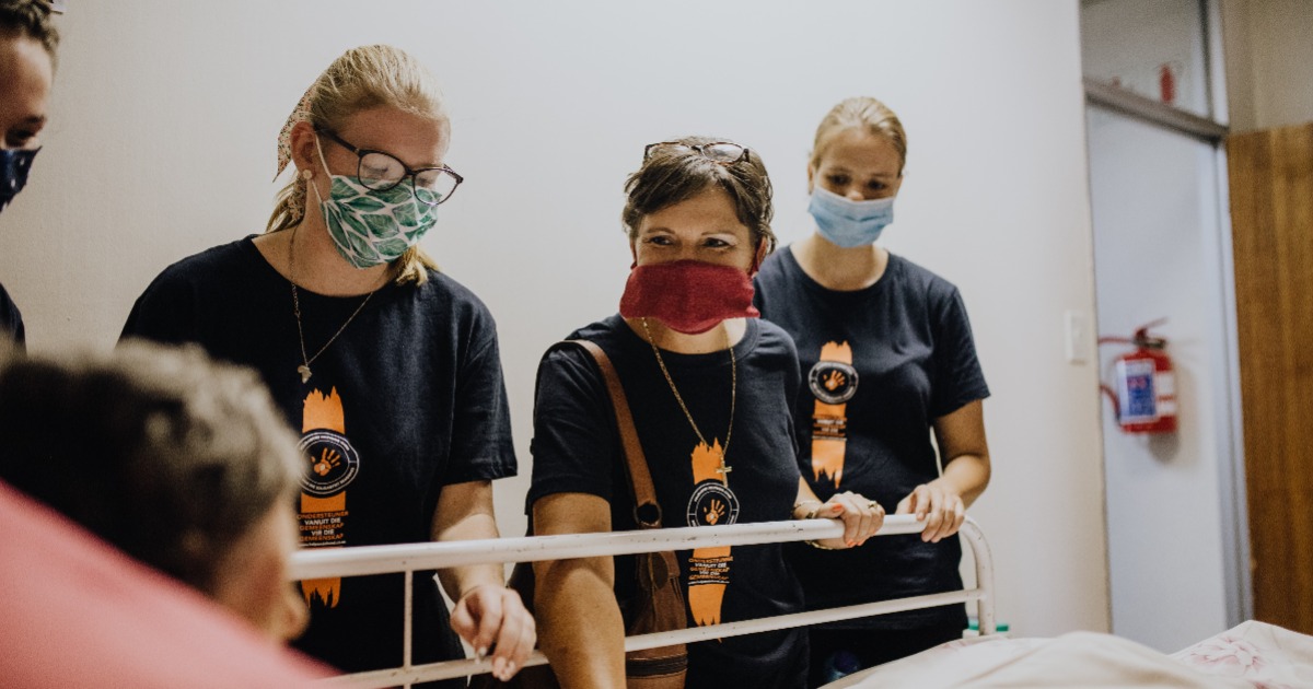 Studielenings vir vyf tuisversorgers - Solidariteit